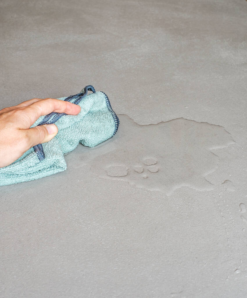Homemade concrete cleaning solution for your garage floor